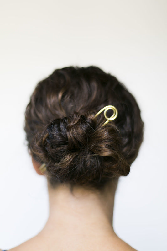 Hair Pin | Le Loop – Carol Young | Undesigned